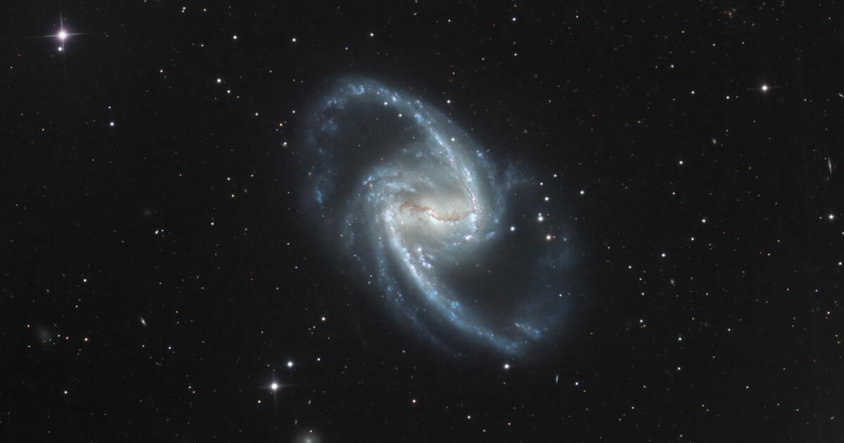 NGC 1365 | Telescope Live